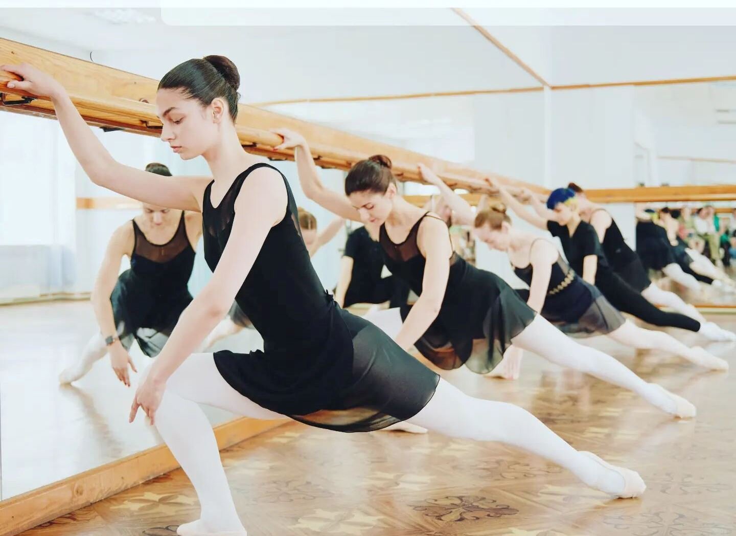 Dance school «Studio of Ballet and Modern Art at the Faculty of Arts, Ukrainian State University ...